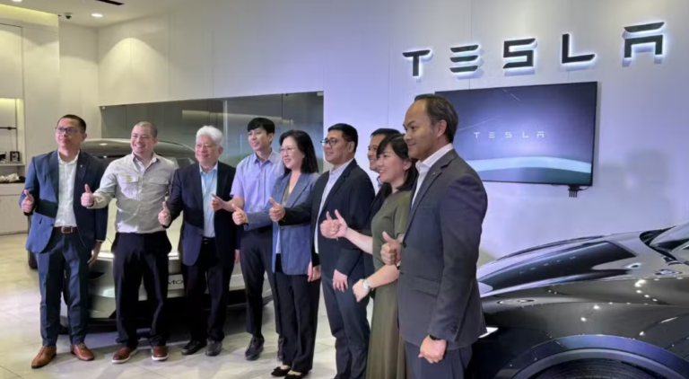 Tesla Philippines Previews 2026 Model Y L Six-Seater for Local Market ...